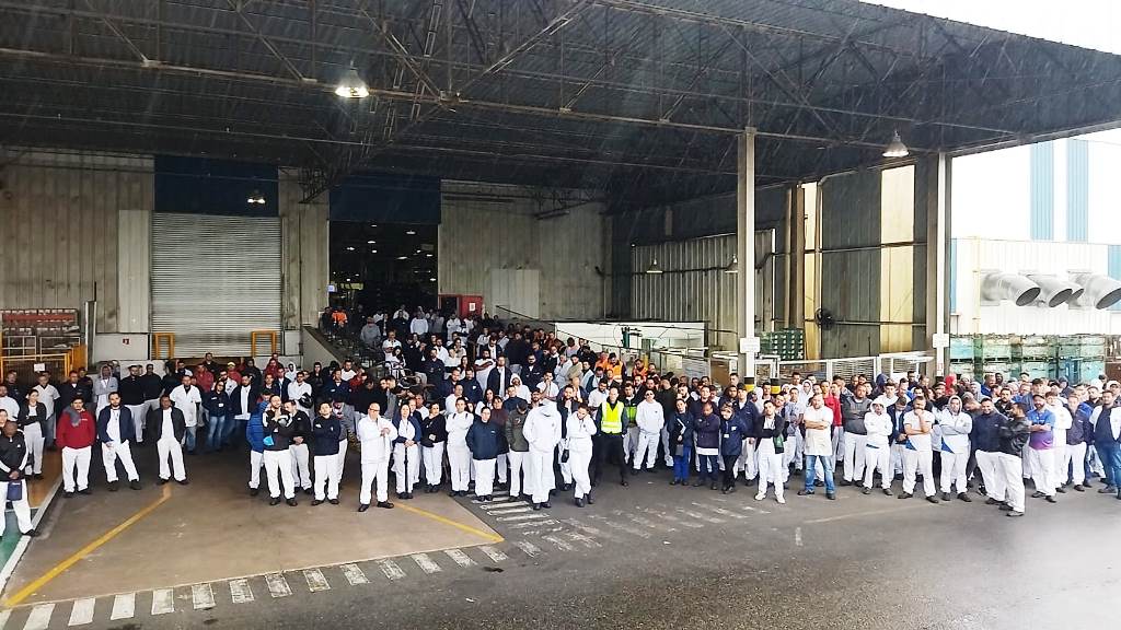 Faurecia: Metalúrgicos conquistam PLR com mínimo garantido de R$ 18 mil ...